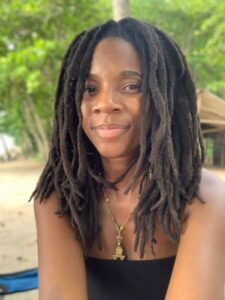 13 Freeform Dreads Styles To Try – The Clean Style